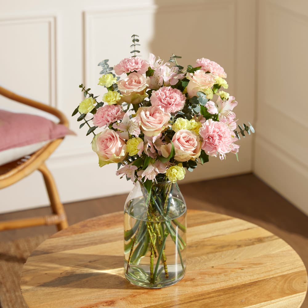 Our Florist's Pick | Letterbox Flowers | Bloom & Wild